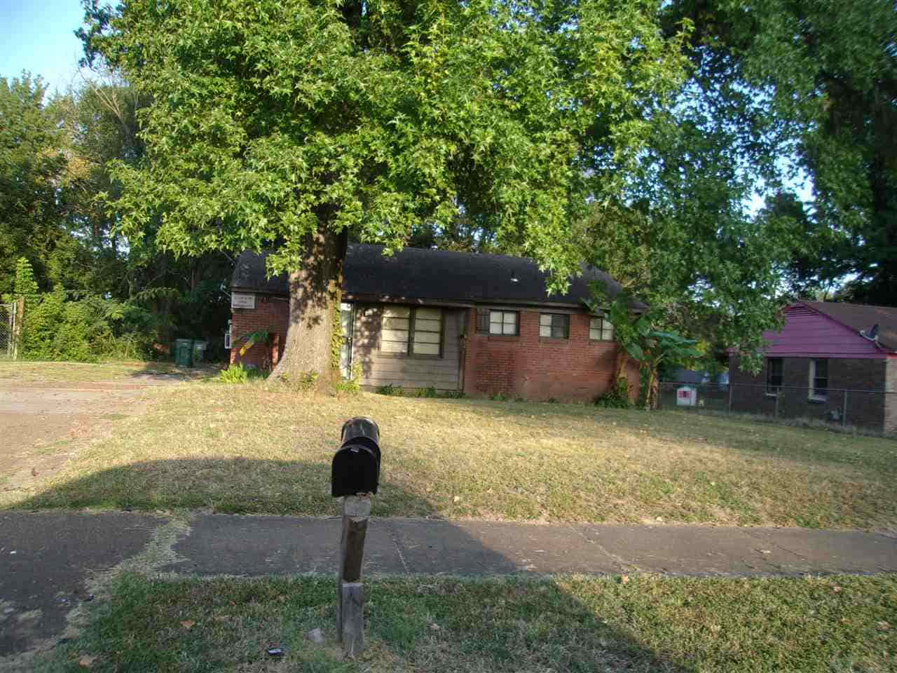 4803 Hodge Rd, Memphis, TN 38109